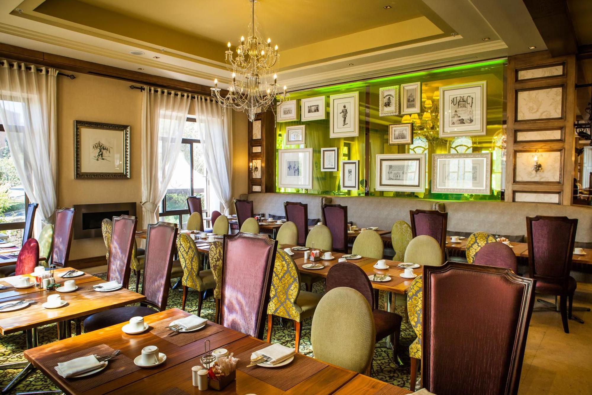 SOUTHERN SUN MONTECASINO JOHANNESBURG: LOW RATES, SAVE ON YOUR STAY